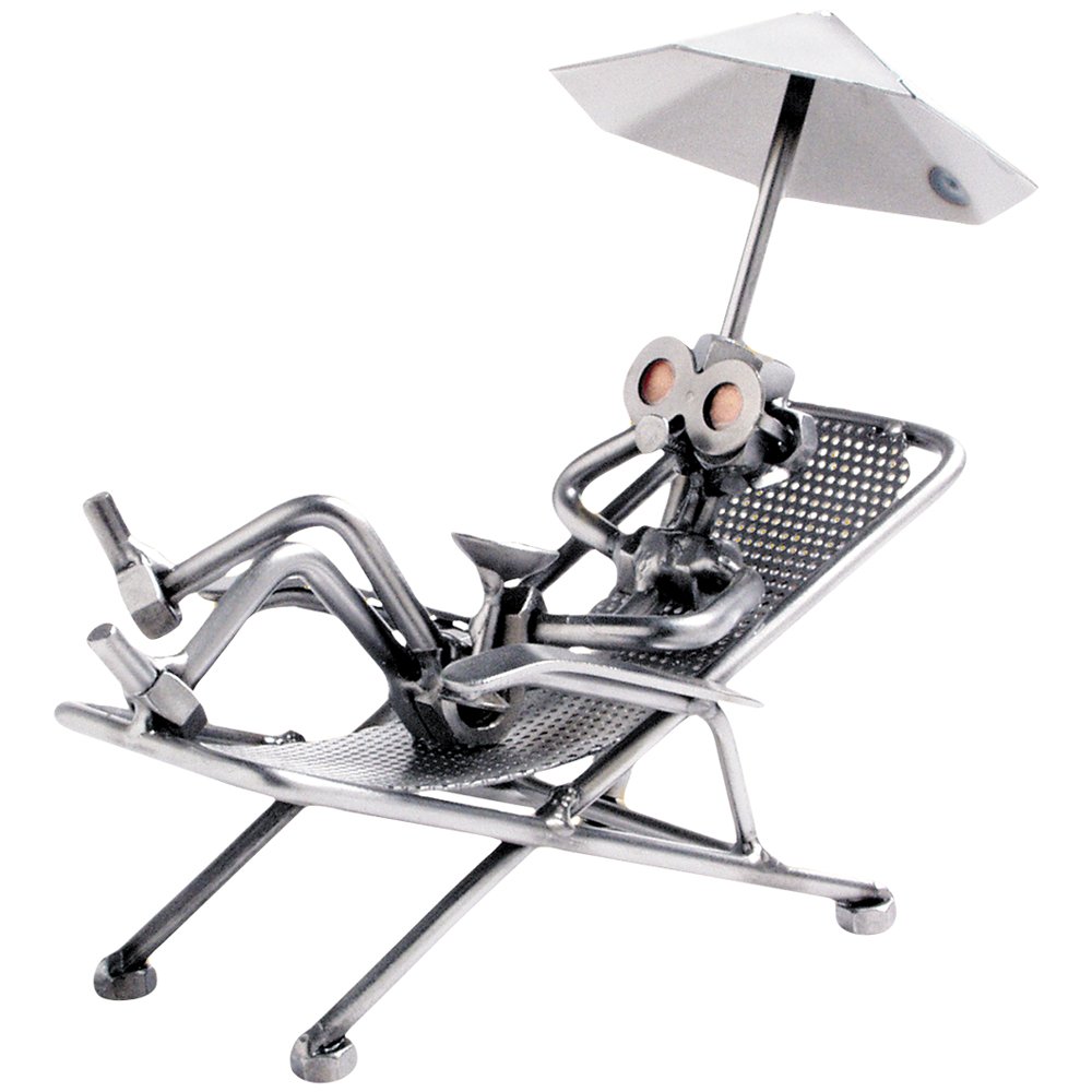 Gave til ham │Mand i liggestol 375kr. Bestil sjove metalfigurer her