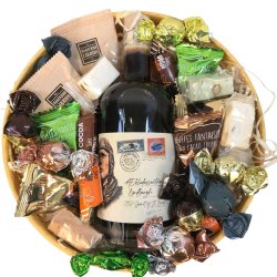 Påskekurv med æble dessertvin & lækkerier | Design og handelshuset