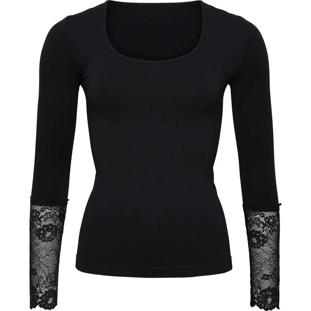 Tim og Simonsen│Bluse i sort med blonder 299 kr. Bestil online her